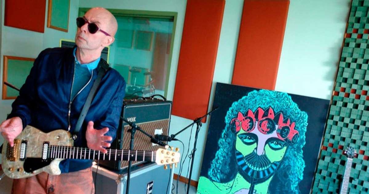 El indio Solari estrena nuevo adelanto de "El cantante tímido"