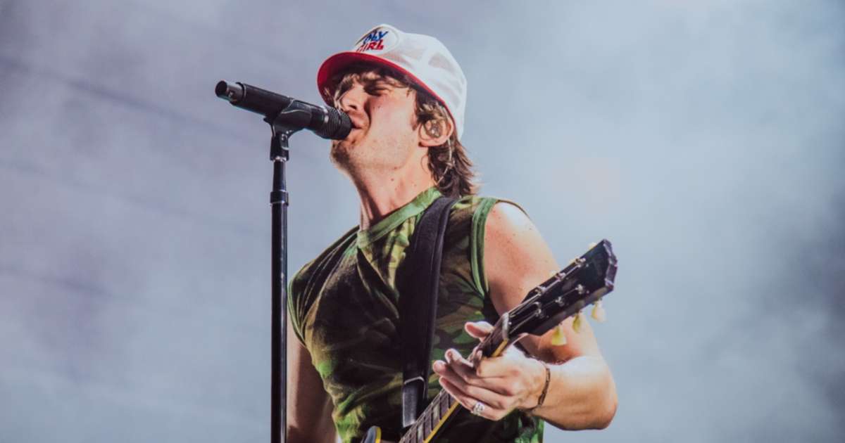 Djo destrona a Taylor Swift en Spotify y logra el N°1 con "End Of ...