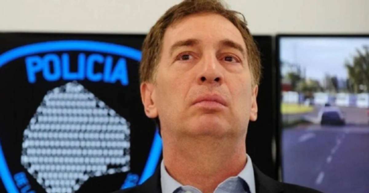 "Del paravalanchas de River a la política": fuerte escrache de Alan ...