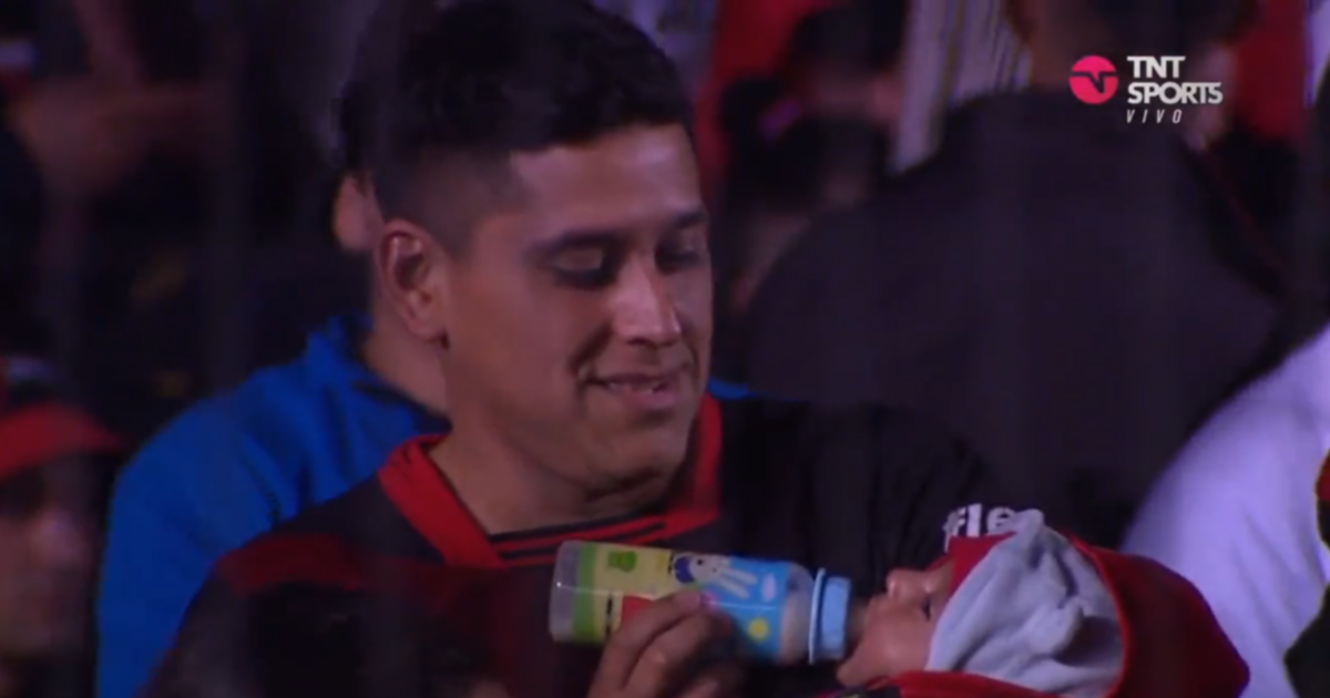 Un hincha de Colón de Santa Fe fue nominado a los premios The Best de FIFA Un hincha de Colón de Santa Fe fue nominado a los premios The Best de FIFA